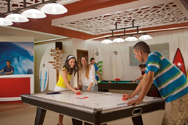 Best All Inclusive Resorts for Teens with Teen Clubs